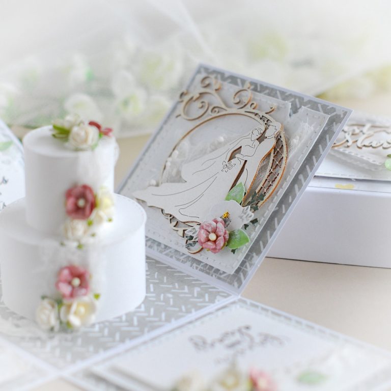 Personalised ” Just Married ” Wedding exploding box card – Bloomar Design